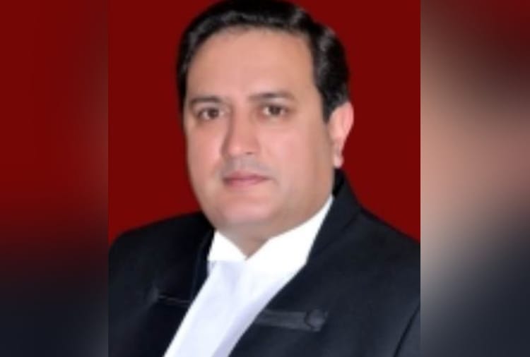 Himachal Pradesh High Court Justice Tarlok Singh Chuahan Separated ...