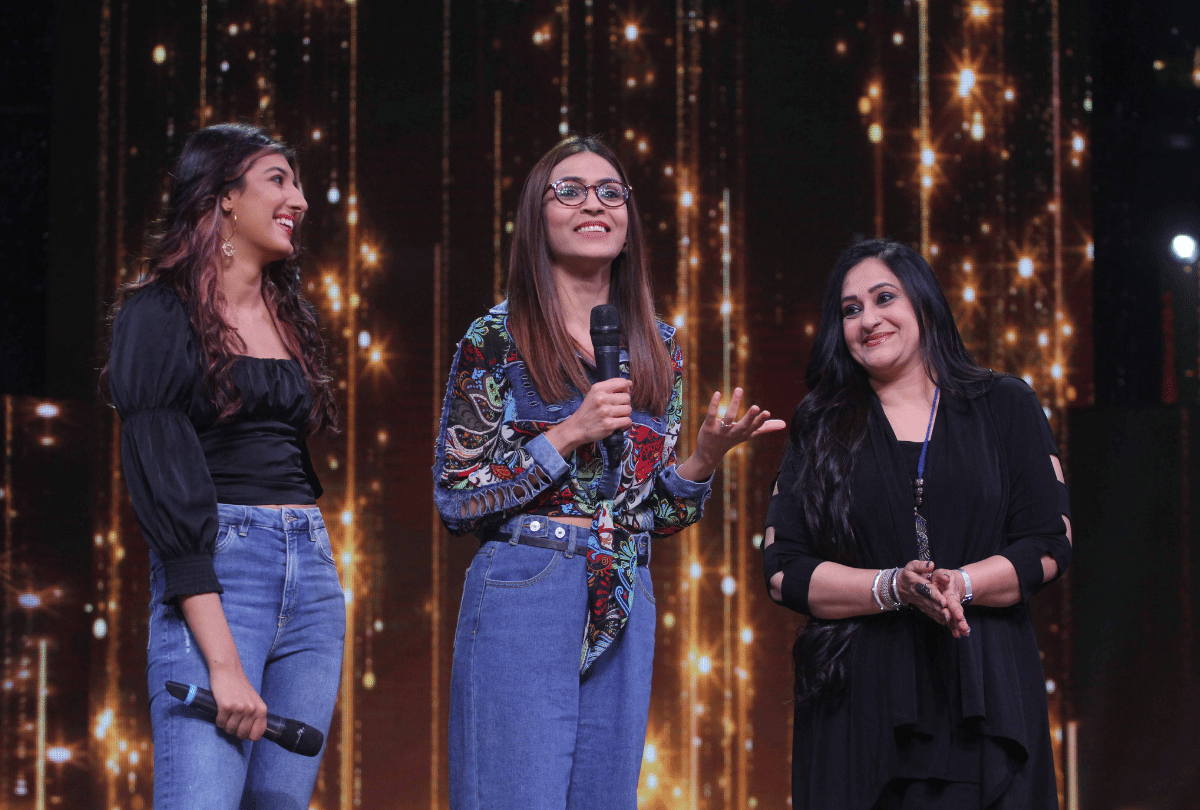 Alka Yagnik Daughter Syesha Kapoor Talk About Her Mother On Her ...