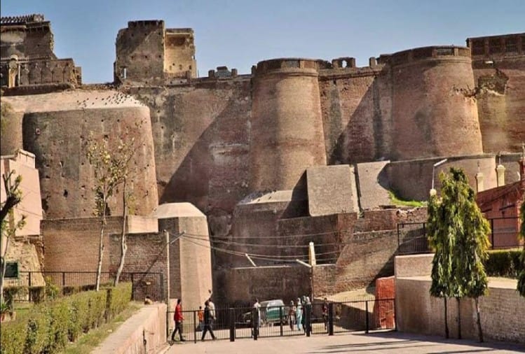 भारत का सबसे पुराना किला, कोई नहीं जानता किसने बनवाया - Oldest Fort Of ...