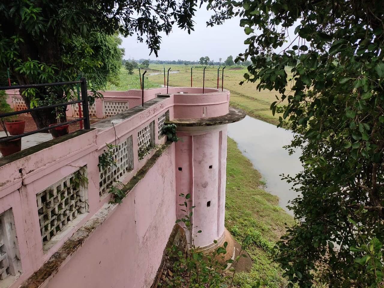 Princess Chandrakanta Love Story In Naugarh Claims In Chandauli Up ...