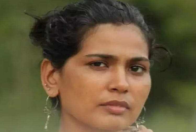 Bsnl Orders Compulsory Retirement To Activist Rehana Fathima Who Once ...