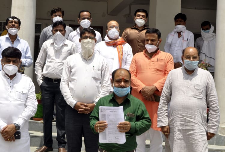 Cbse Managers Association Gave Memorandum To Dm - Basti News - सीबीएसई ...