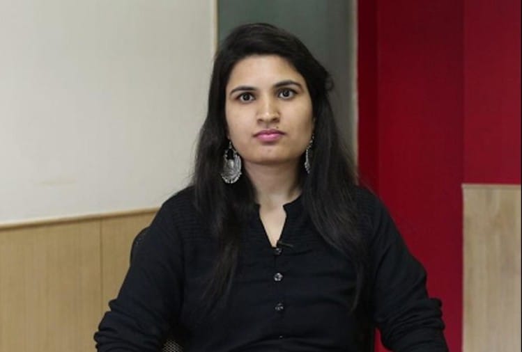 Upsc Topper Nidhi Siwach 83rd Rank, Ias Success Story - Amar Ujala ...