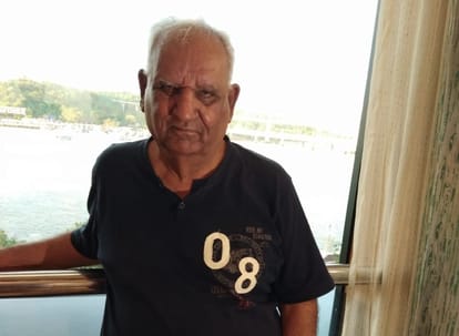 Him Manav Vs Dragon Producer Kamal Anand Defeated Corona Virus In Just ...