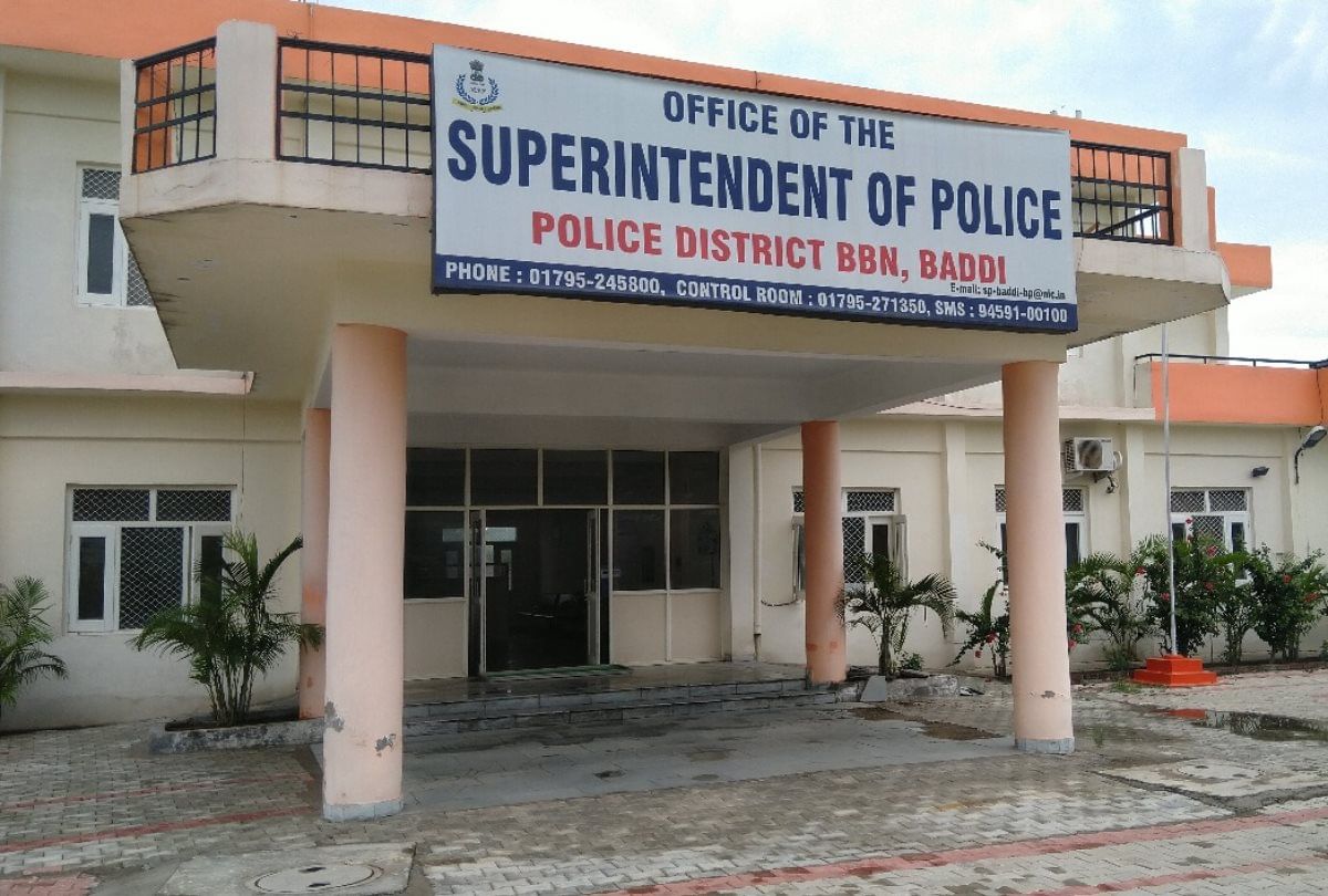 Corona: Superintendent Of Police Office In Baddi And Police Station ...