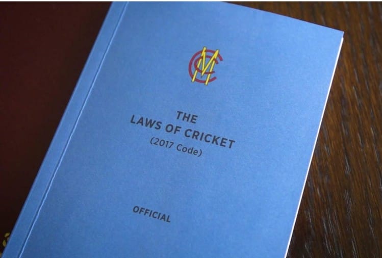 Ex Bcci Umpire Translates Laws Of Cricket Into Hindi - Amar Ujala Hindi ...