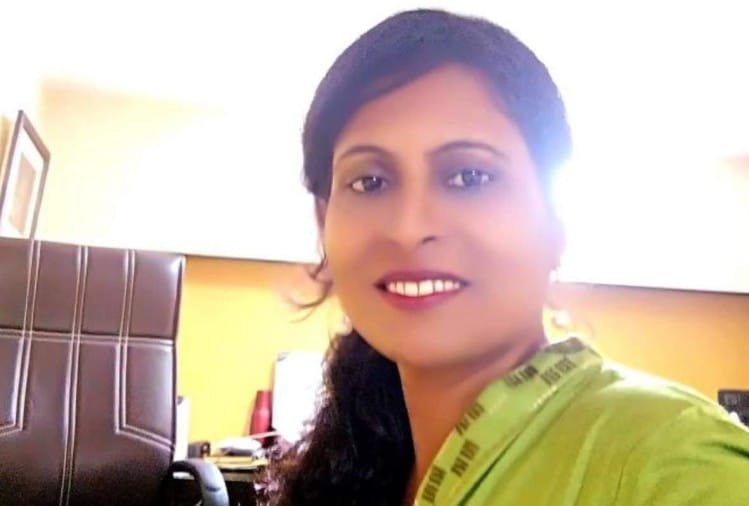 भोजपुरी अभिनेत्री अनुपमा पाठक ने वरिष्ठ पत्रकार से तंग आकर की सुसाइड ...