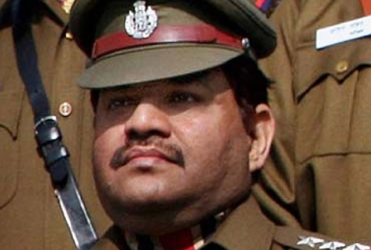 बाटला हाउस एनकाउंटर में शहीद हुए इंस्पेक्टर एमसी शर्मा को 12 साल बाद मिला वीरता पुरस्कार ...