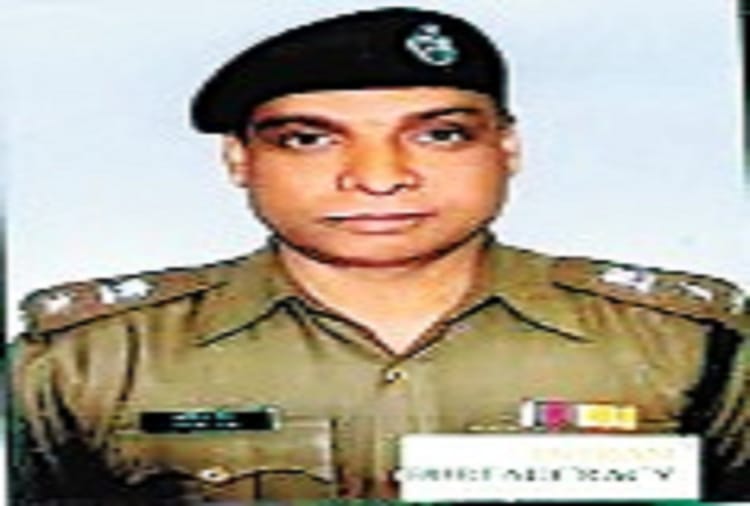 Pashudhan Scam Accused Ips Arvind Sen Surrenders In Court, Reward Of 50 Thousand - Amar Ujala ...