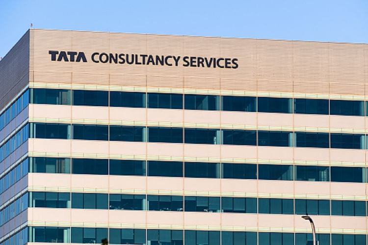 Tcs Ends Work From Home, Asks Employees To Stick To Dress Code - Amar ...