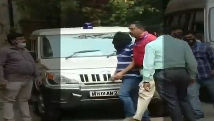 Senior Officer Of Republic Tv Arrested By Mumbai Police In Trp Scam - Amar Ujala Hindi News Live ...