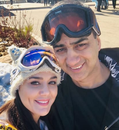 Preity Zinta Shared Her Two Brothers Manish And Deepankar Photo On Bhai ...