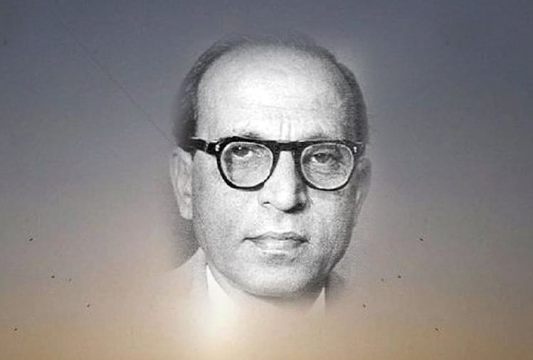 Urdu Poet Makhdoom Mohiuddin Famous Ghazal - Amar Ujala Kavya ...