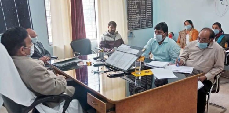 प्रसूताओं में न होने पाए खून की कमी- सीएमओ - Cmo Ne Diye Nirdesh ...