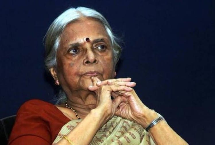 मशहूर मलयालम कवयित्री सुगाथाकुमारी का 86 वर्ष की उम्र में कोरोना से ...