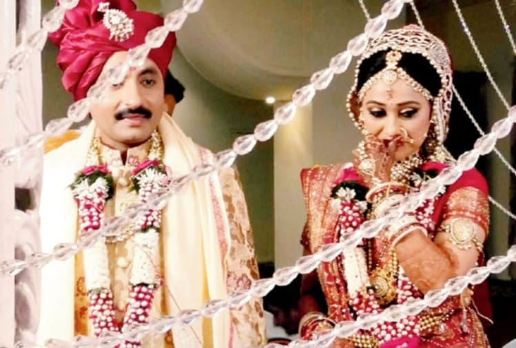 Tarak Mehta Ka Ooltah Chashmah Fame Disha Vakani Wedding Photos With ...