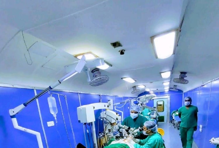 Indian Railway Makes Worlds First Hospital Train Lifeline Express Of ...