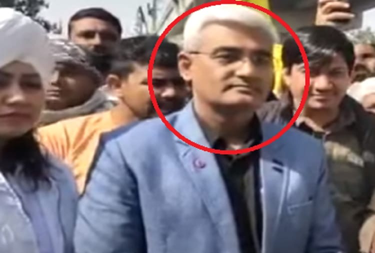 टीकरी बॉर्डर :किसान आंदोलन में कार्यकर्ताओं को प्रशिक्षित करेंगे ...