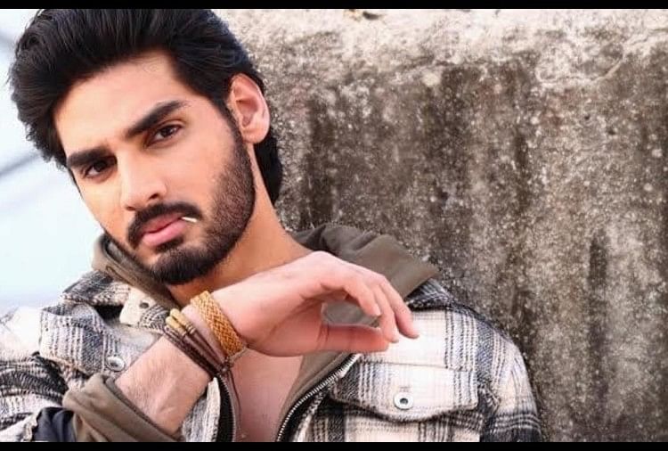 Suniel Shetty:केएल राहुल-अथिया की शादी की खबरों पर सुनील शेट्टी ने ... Suniel Shetty:केएल राहुल-अथिया की शादी की खबरों पर सुनील शेट्टी ने ...