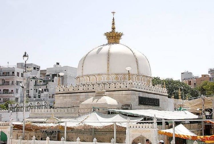 अजमेर घूमने जाने का है प्लान, तो इन जगहों पर जाना बिल्कुल न भूलें ...