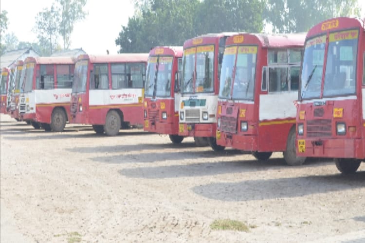 Up Transport:सरकारी बसों में सफर कर सुविधाएं परखेंगे अधिकारी, परिवहन ...