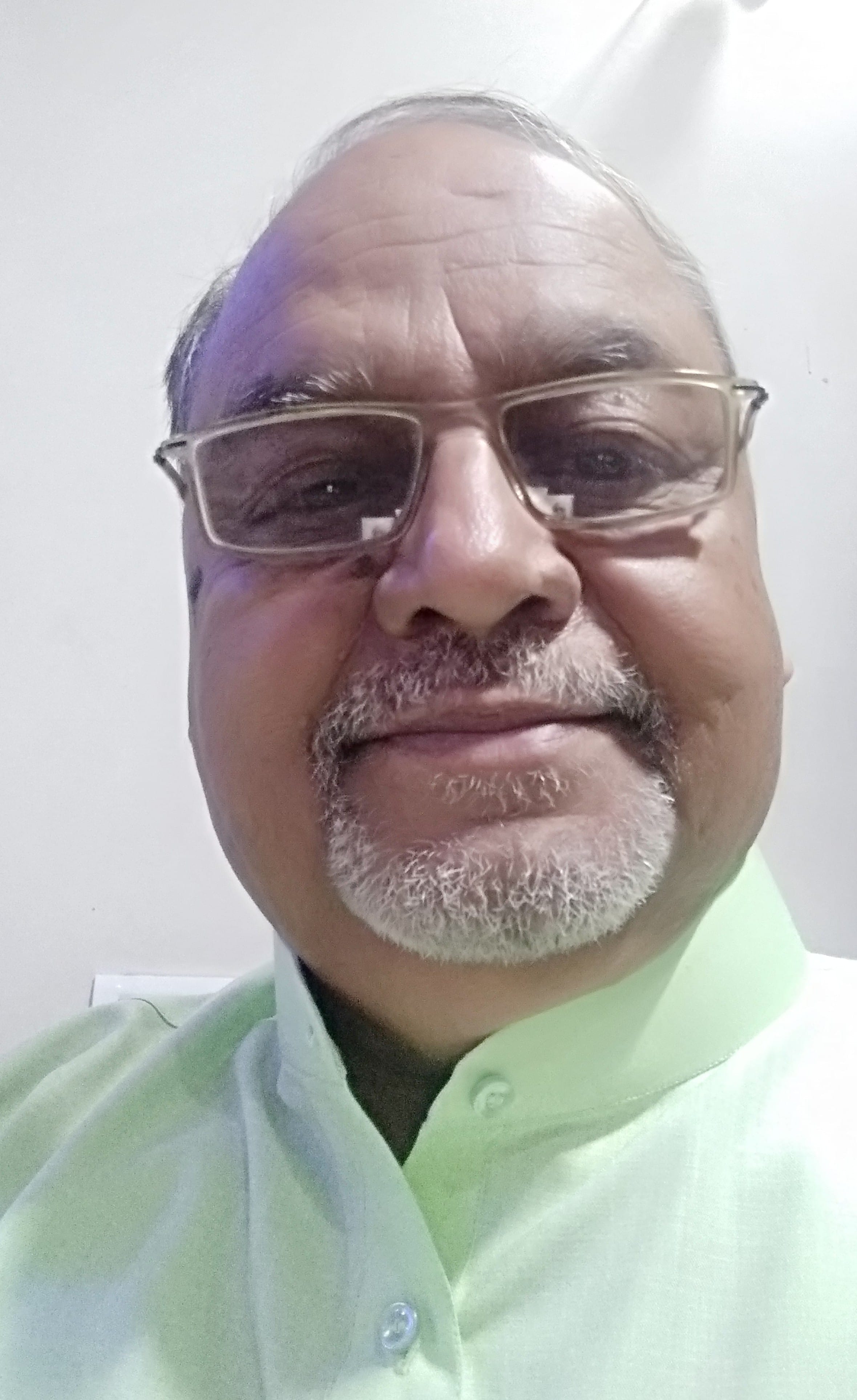 Mahesh Khare Kavita On Holi - Amar Ujala Kavya - होली में सियासी रंग - महेश खरे