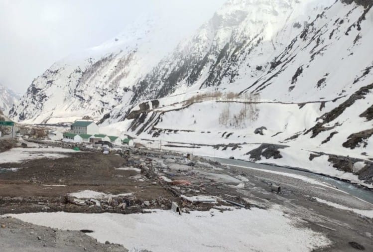 Himachal Weather Today: Snowfall Recorded In High Peaks Including Rohtang Pass And Kinnaur ...