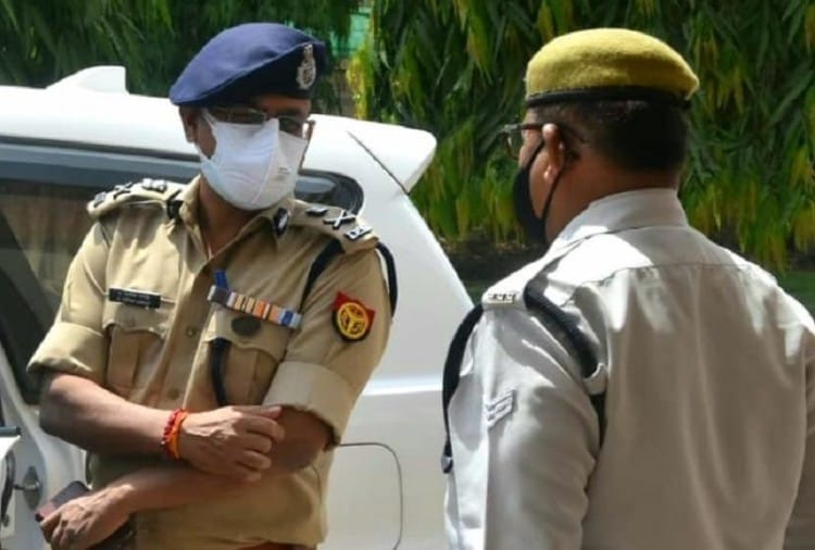 ...और वाराणसी पुलिस कमिश्नर ने पूछा हालचाल तो सकपका गए हेड कांस्टेबल ...
