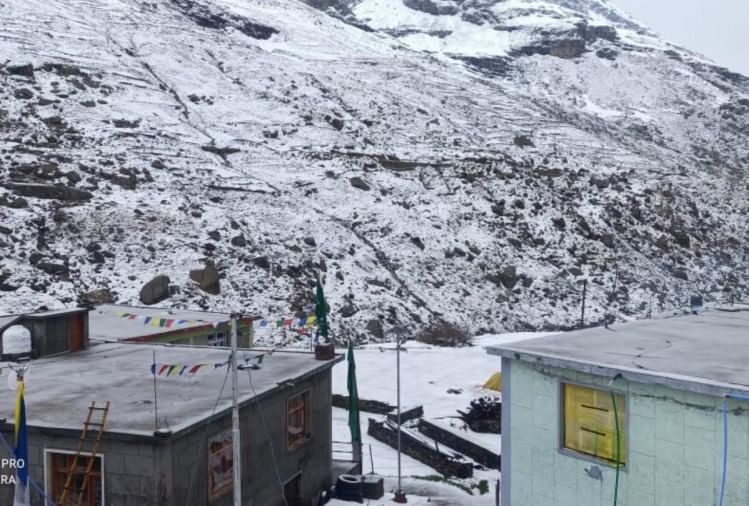 Fresh Snowfall In Rohtang Lahaul Spiti And Rain In Kullu Himachal Pradesh - Amar Ujala Hindi ...