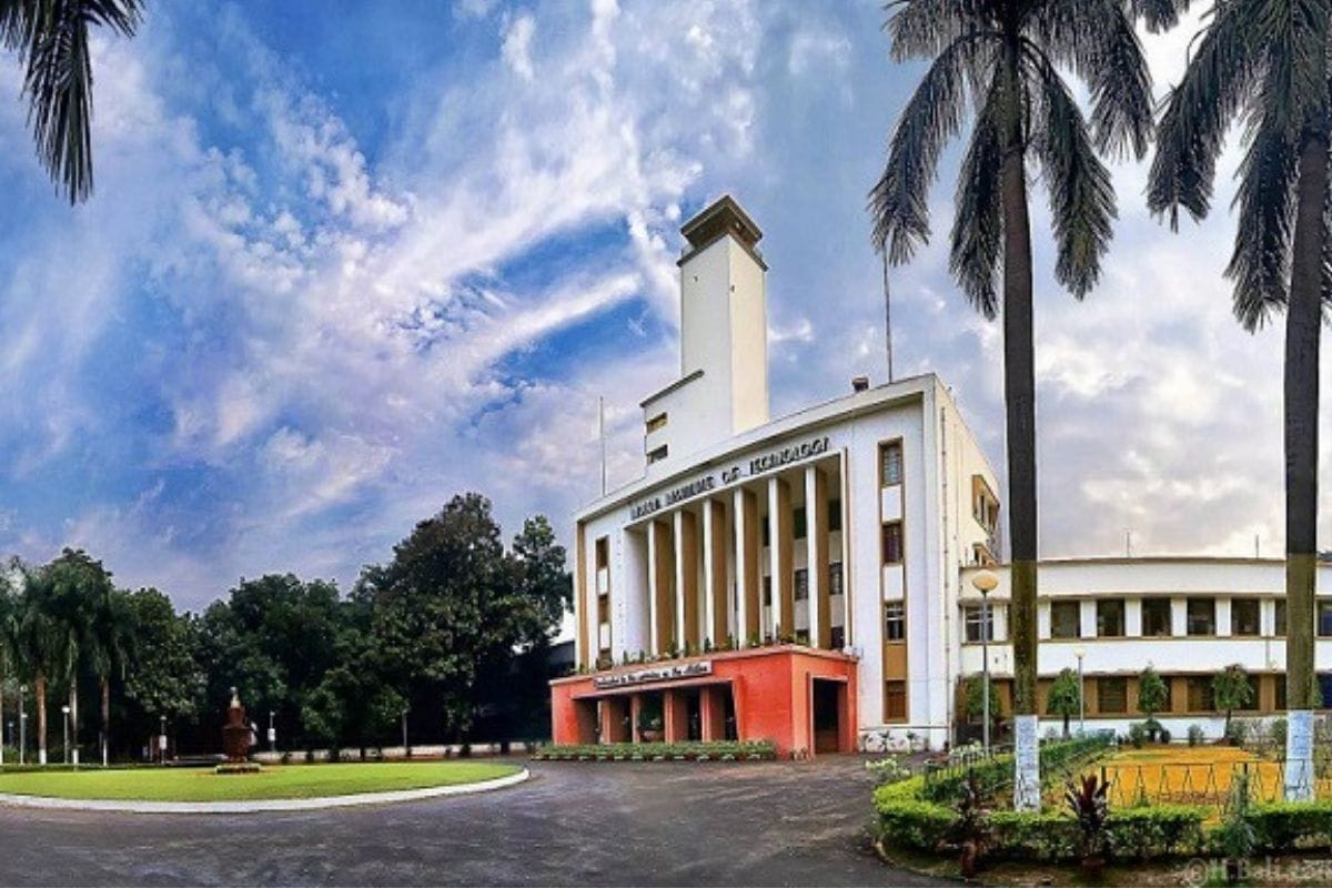 West Bengal: Assam Student Dead Body Found In Iit Kharagpur Hostel ...