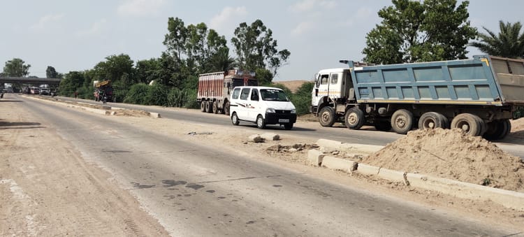 Accident,road,highway,bujet,block - Jalaun News - उरई राठ मार्ग के कट ...