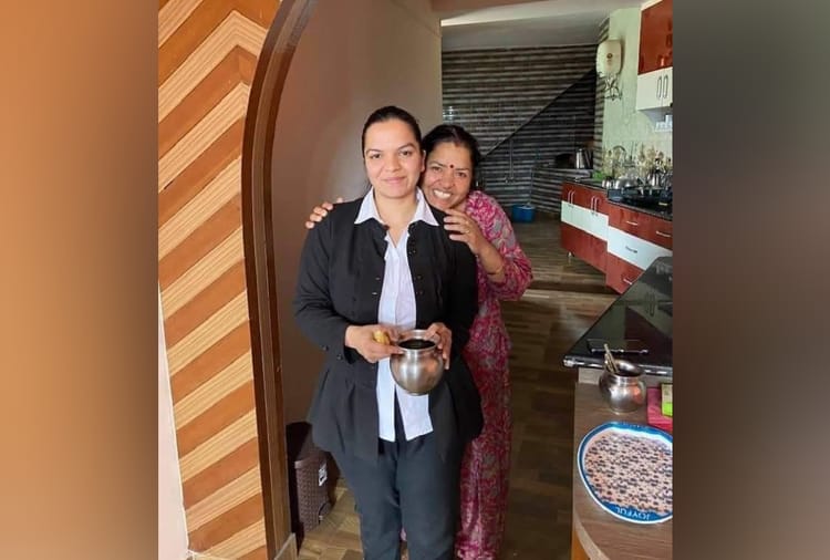 Mridula Sharma Appointed As Civil Judge Qualify Hp Judicial Service ...