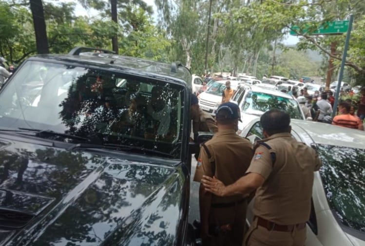 Uttarakhand News : Tourist Rush In Mussoorie, Long Jam In Mussoorie ...