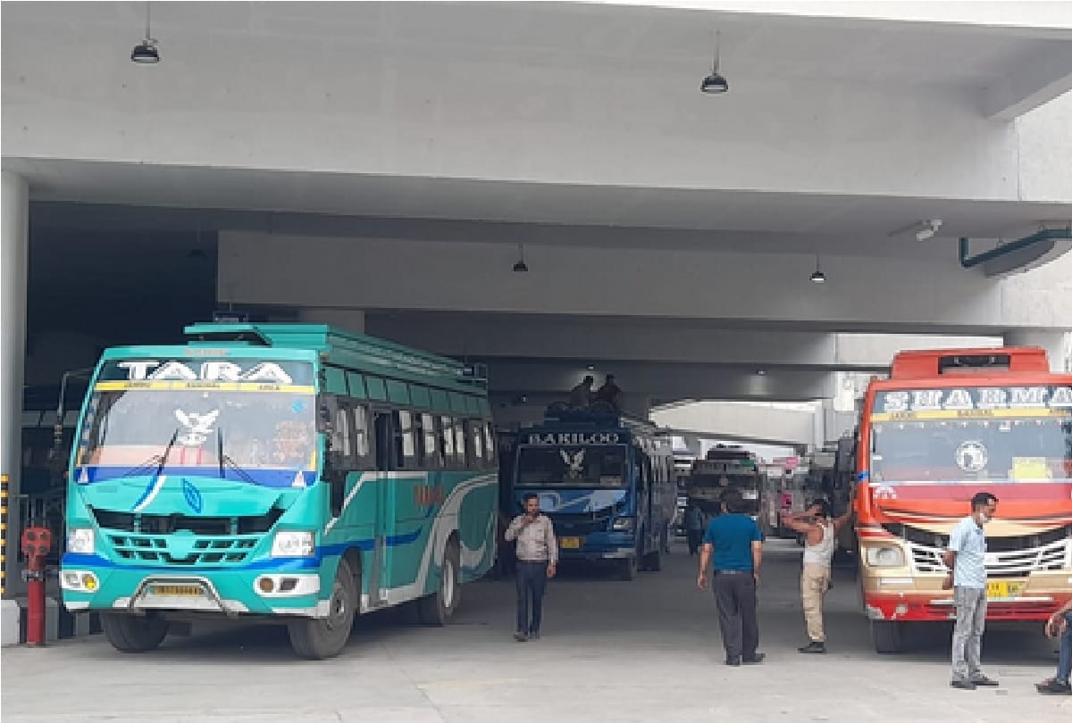 जम्मू बस स्टैंड:उद्घाटन के छह माह बाद मिला नया बस अड्डा, अब यहां से ...