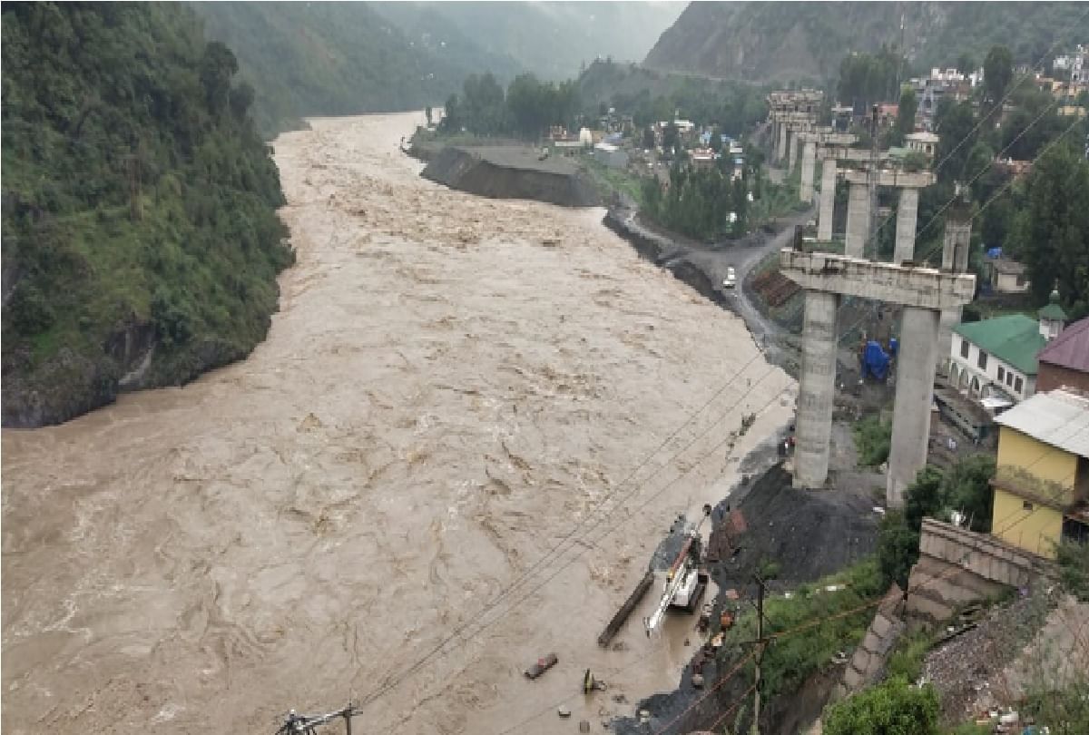 Jammu Kashmir Cloudburst Photos: Five Killed And Many Missing In Kishtwar, Police-army, Ndrf And ...