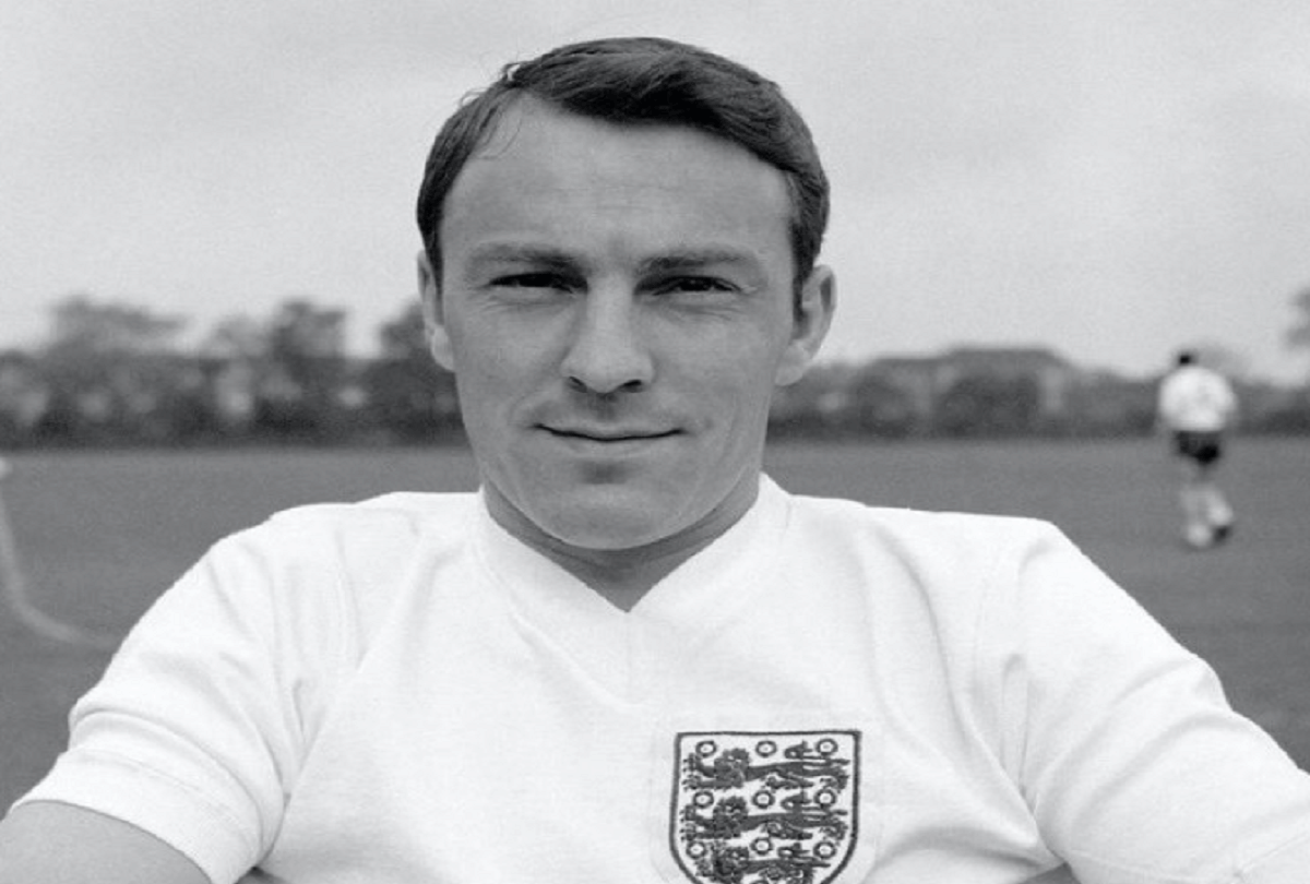 England Former Footballer Jimmy Greaves Passes Away At The Age Of 81 ...