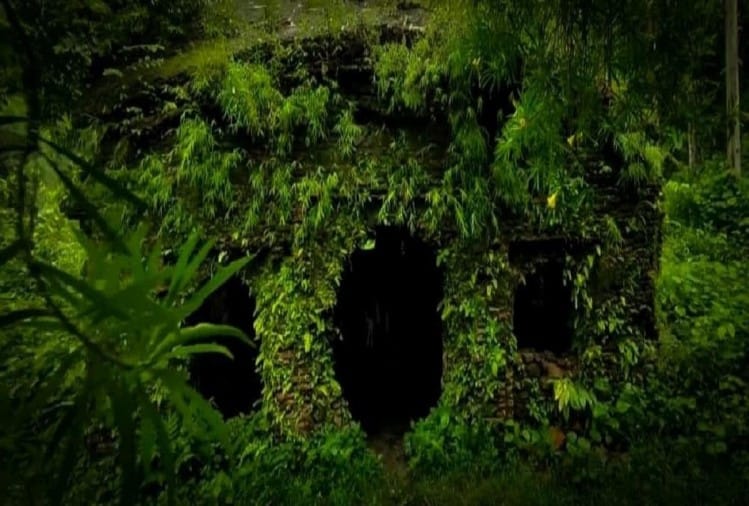 आज का रहस्य:भगवान शिव के इस मंदिर में जल रही ज्वाला, वैज्ञानिकों के लिए ...