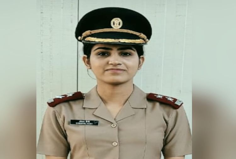 Sheetal Saini Of Himachal's Una Became A Lieutenant In The Army - Amar Ujala Hindi News Live ...