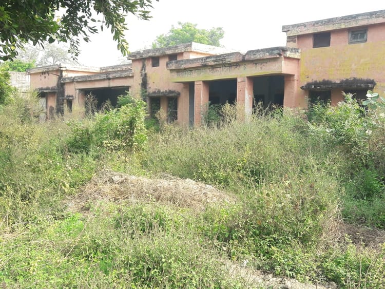 Binauli's Phc Is Shedding Tears Over The Plight - Baghpat News - अपनी ...