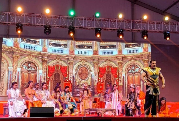 Actor Puneet Issar Perform To Stage Mahabharata Drama In Braj Raj Utsav ...