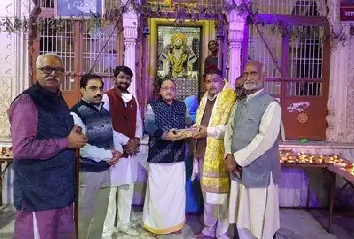 मथुरा:भाजपा नेता डॉ. देवेंद्र शर्मा बने बाल अधिकार संरक्षण आयोग के ...