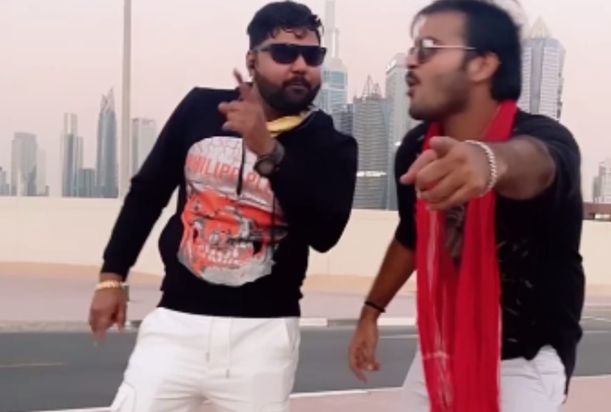 Bhojpuri Singer Arvind Akela Kallu Spending Good Time With Friend Samar Singh In Dubai Video ...