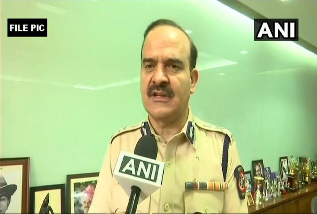 Mumbai Ex Police Commissioner Parambir Singh Appears Before Thane ...