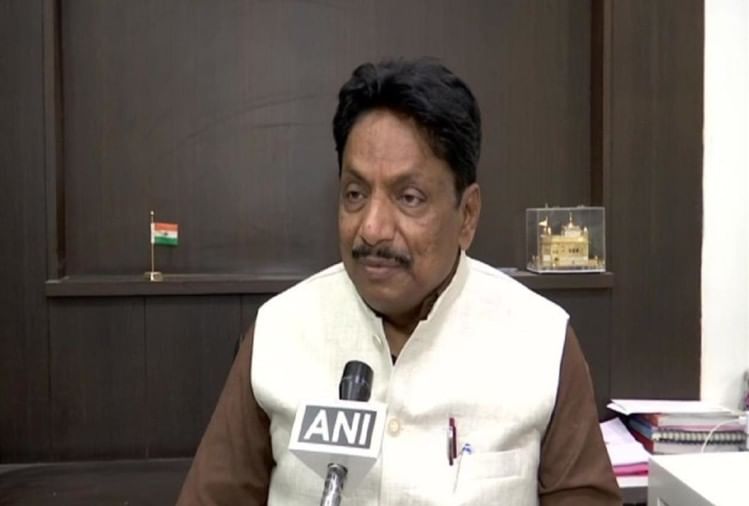 गुजरात :स्वास्थ्य मंत्री बोले- हम 'ओमिक्रॉन' से निपटने के लिए तैयार ...