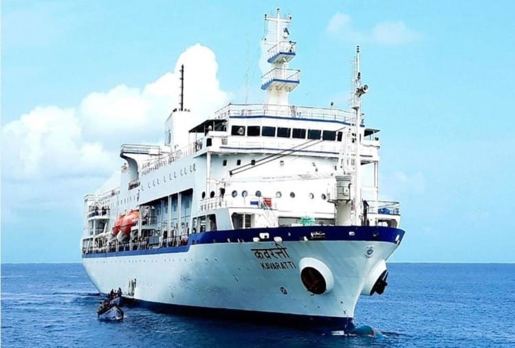 Kochi Ship Fire:जहाज में लगी आग, बाल बाल बचे 624 यात्री और चालक दल के ...