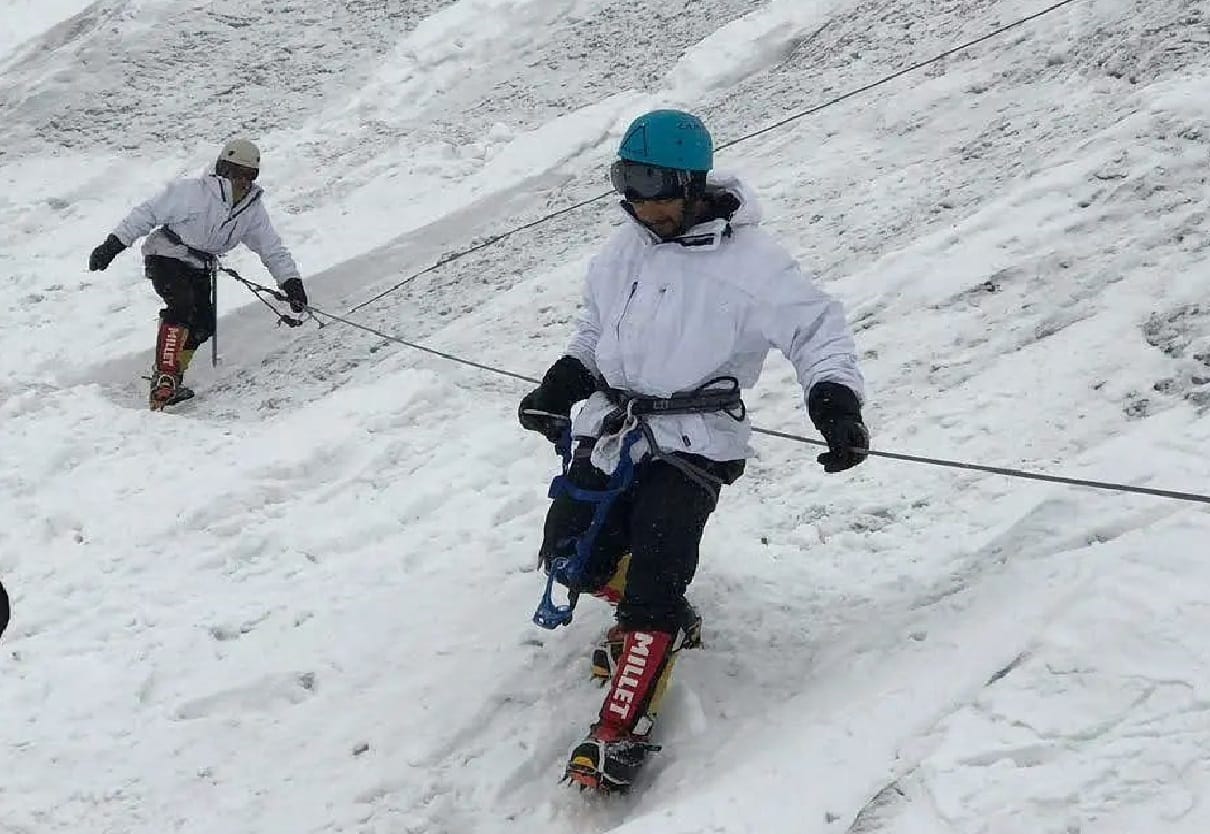 फलसफा:'जिंदगी ब्लैक होती है या व्हाइट, यहां 50-60 फीसदी जैसा कुछ नहीं ...