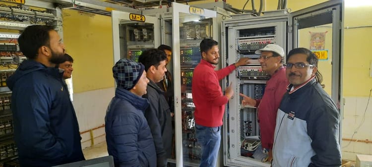 Smart Signal System Will Start At Bhogaon Railway Station From Today ...