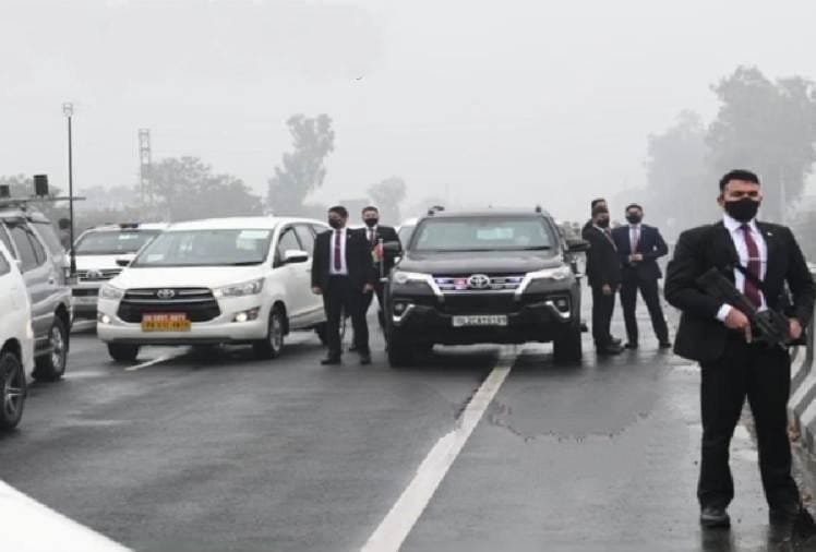 Pm Modi Security Breach Punjab: Pm Modi Convoy Was Stucked In The Most ...