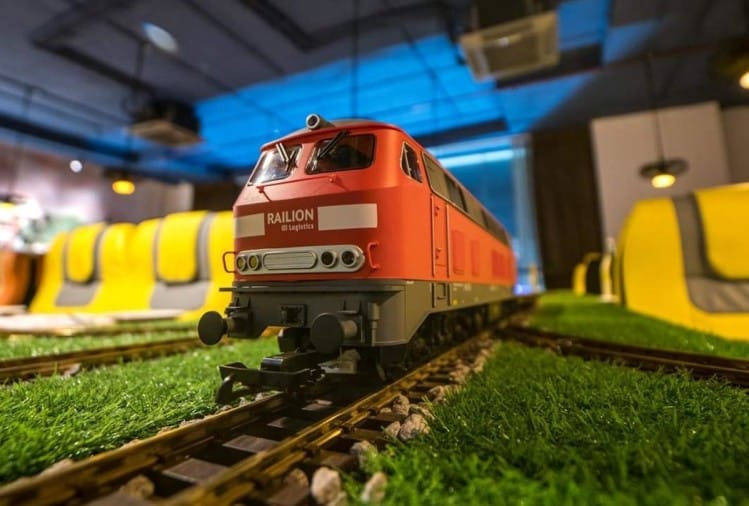 Rail Theme Restaurant:भारत में रेल थीम पर बना है ये खास रेस्टोरेंट ...