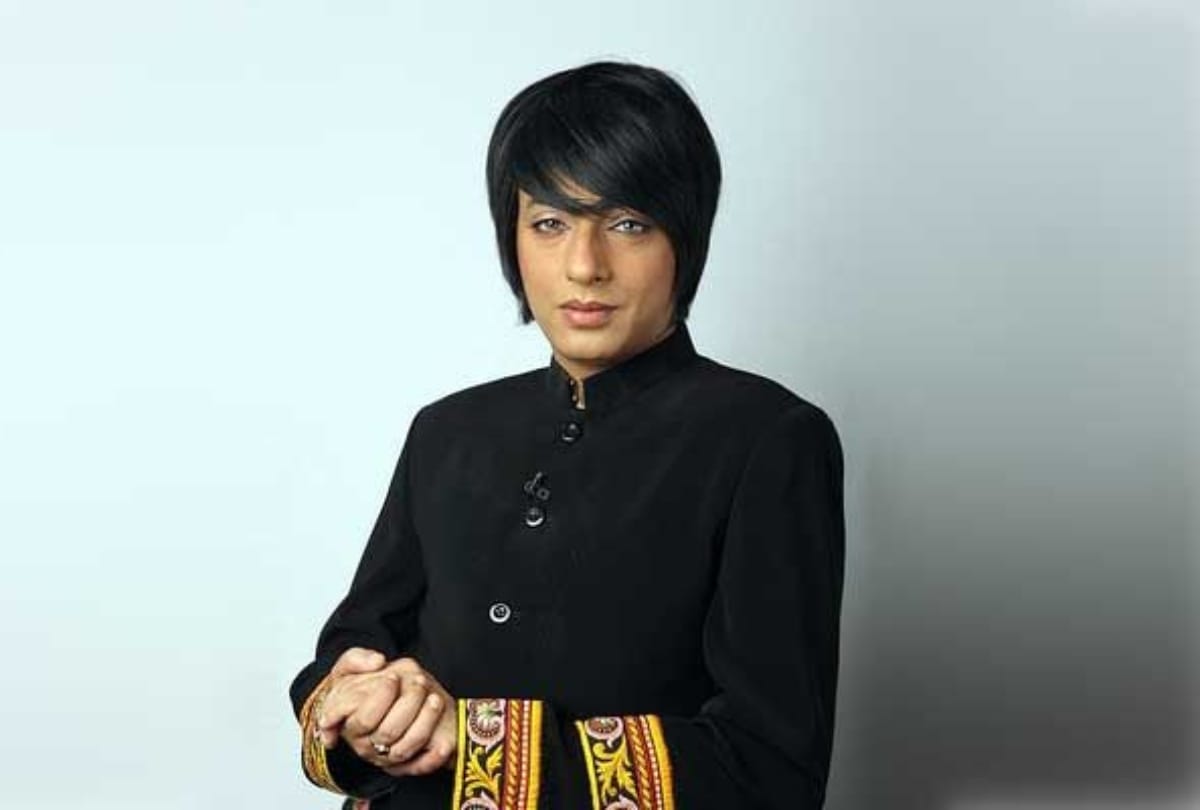 Bollywood Celebrity Fashion Designer Rohit Verma Talks About Relation ...